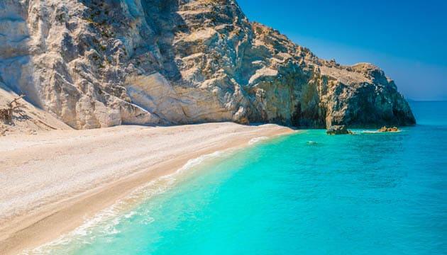 Lefkada: what to see, how to get there and beach map